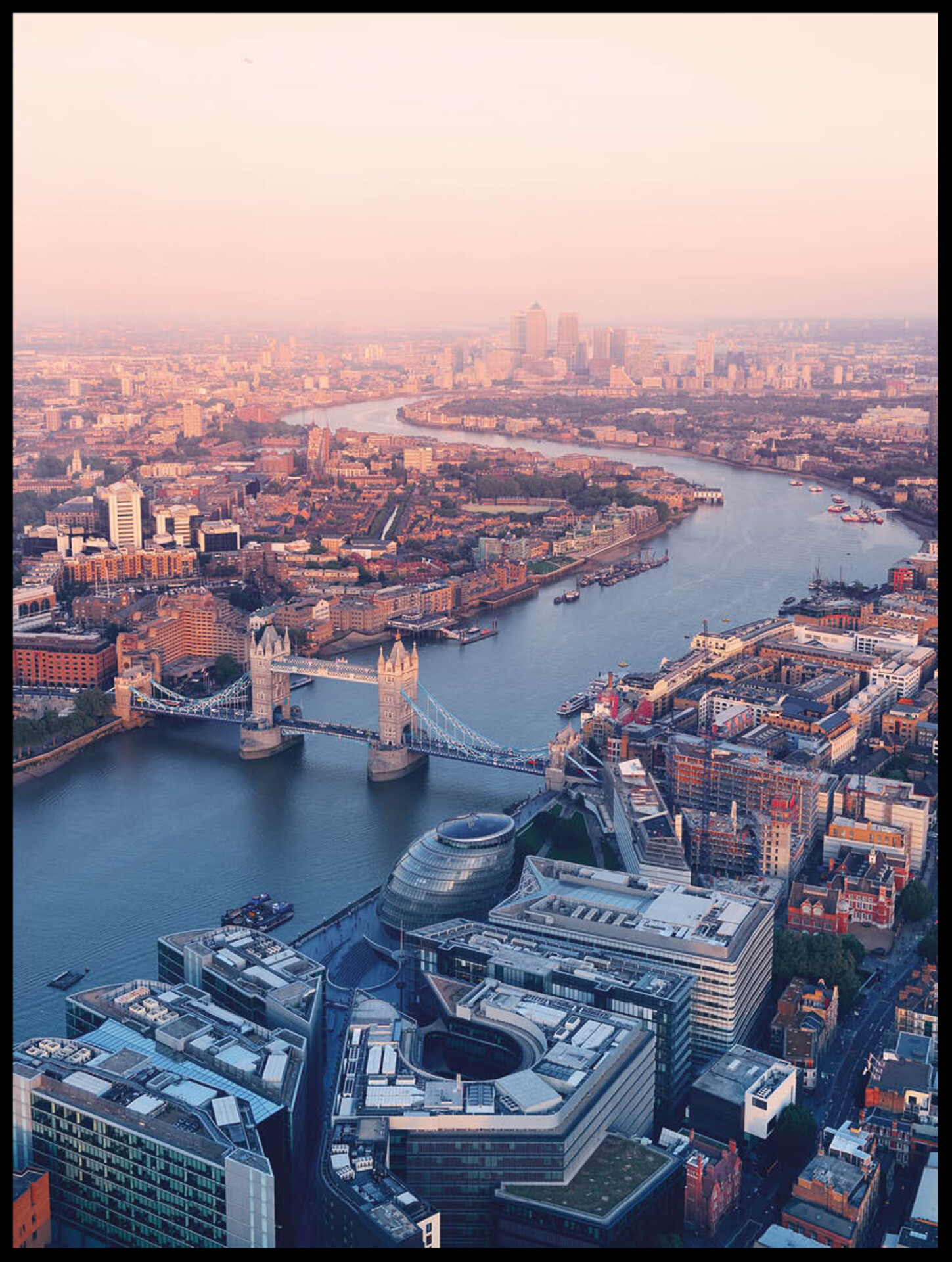 Vy över Themsen Poster | Mio